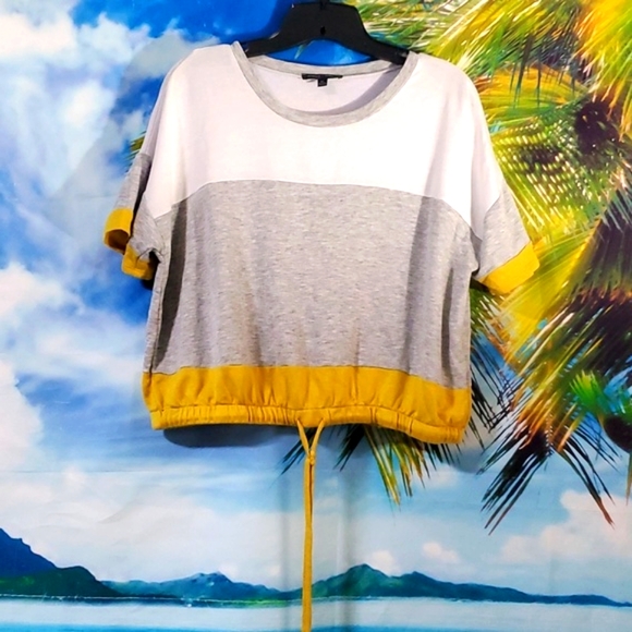 Moa Moa | Tops | Moa Moa Short Sleeves Waist Tie Crop Top Girls Size Xl ...